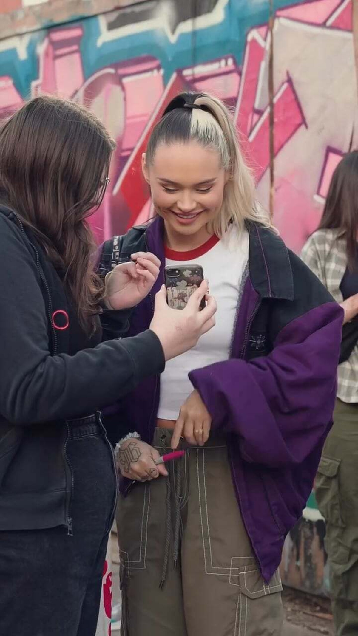 Talia Mar | Connect