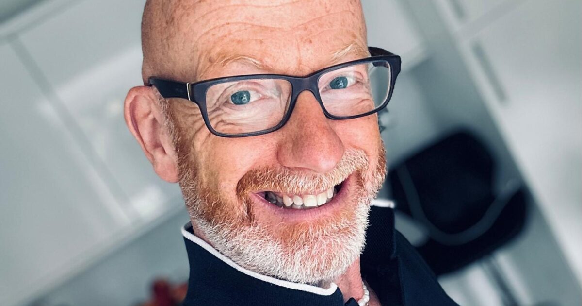 Darren Ryan | Connect