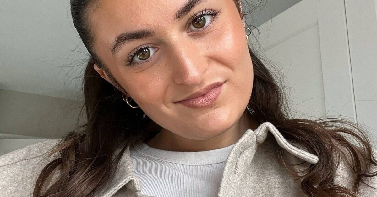 Ella Warren | Connect